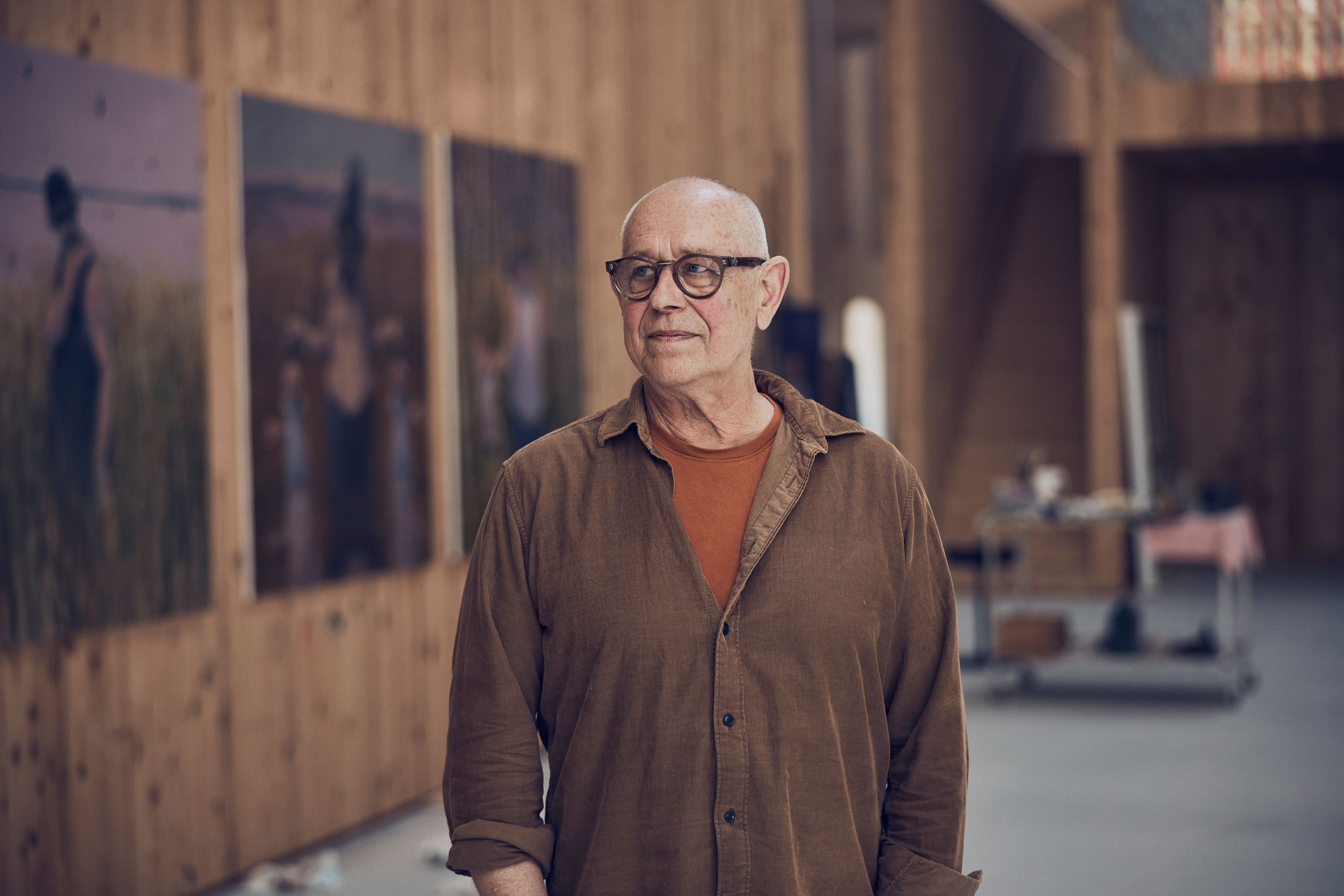 Michael Kvium – Schattentheater: Neue Ausstellung im Trapholt Kunstmuseum | VisitDenmark